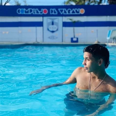 Felipe Ribas Ribasfelipe11 • Threads Say More