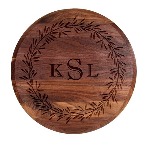 Laser Engraved Wine 16 Walnut Lazy Susan