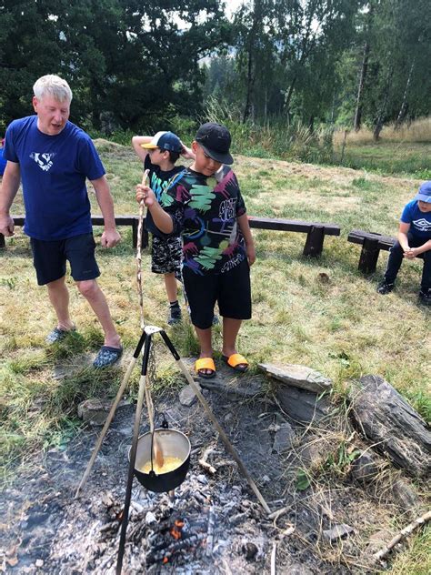 Buřtguláš Letní Sportovní Dětský Tábor Rudolfáci