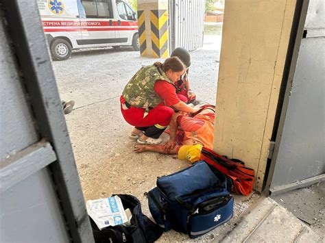 В Херсоні росіяни обстріляли тролейбусне депо вбили двох працівників Zmina