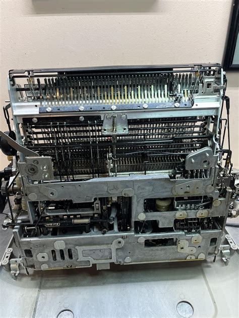 Ibm Selectric Ii Brought Back To Life For Another 40 Years 😂 R Typewriters