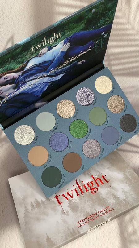 Палетка для очей від Colourpop Ttwilight — цена 1330 грн в каталоге Тени для век Купить товары