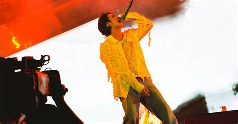 방탄소년단 진 콜드플레이와 협업… 솔로곡 ‘디 아스트로넛 조선일보