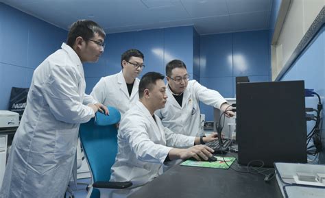 湖北日报：武汉先进院为新材料产业高质量发展注入强劲动能 武汉中科先进材料科技有限公司