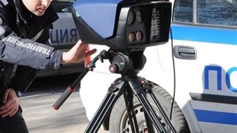 20 годишен показа на полицаи фалшива гръцка шофьорска книж