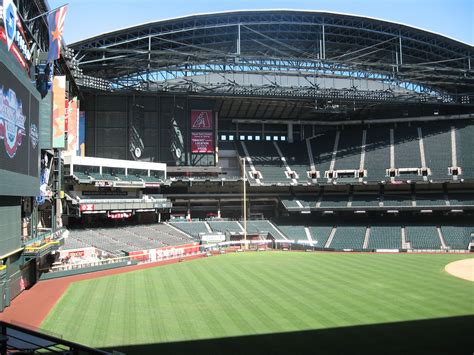 Chase Field Phoenix Az Home Of The Diamondbacks Baseball Park Mlb
