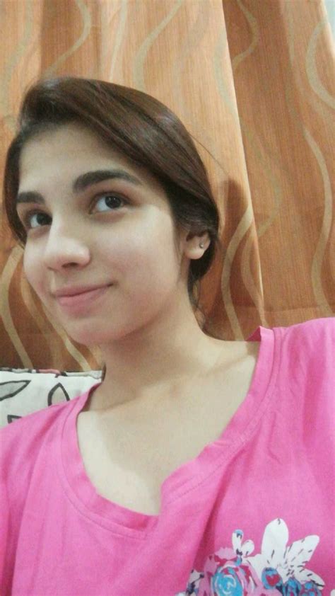 Pin Di Tahani Hommada Su بنات حقيقية