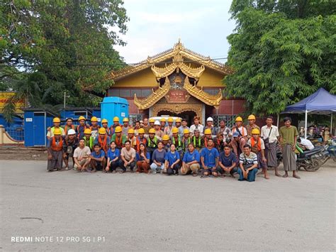 Mizzima ဓာတ်ပုံ စစ်ကိုင်းငလျင်အတွင်း ပြန်လည်ထူထောင်ရေး ကူညီဆောင်ရွက်ပေးနေသည့် နမ့်လတ်အဖွဲ့ဝင