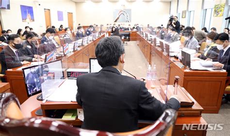 과방위 방송법 개정안 野단독 의결與 개판 반발 네이트 뉴스