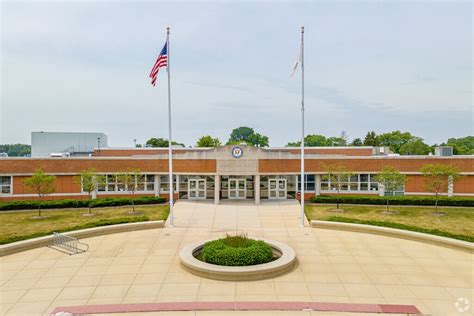 Prospect High School In Mount Prospect Il