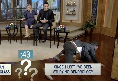 Ryan Seacrest Crawls Across Set In First Live Appearance Since Leaving I Ve Got All Kinds Of Time