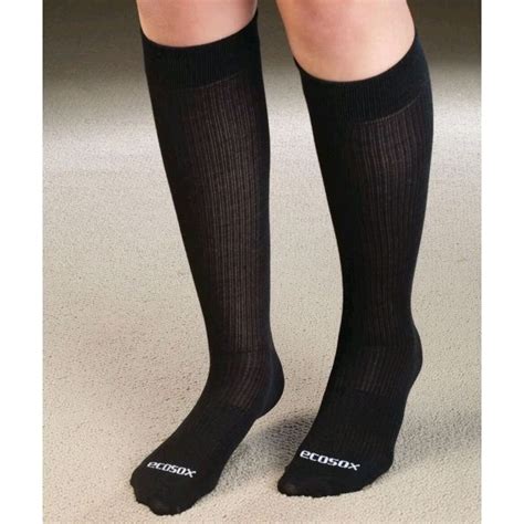 Bamboo Compression Socks Improve Circulation And Reduce Swelling