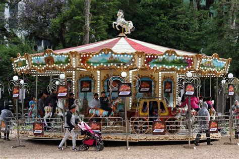 Carrossel De Natal Do Passeio Público Está Aberto Veja Fotos