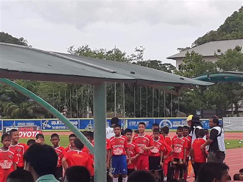 ผ่านกา สถาบันกีฬาโรงเรียนคัมภีร์วิทยา Khamphee Academy