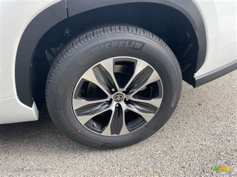 2023 Toyota Highlander Xle Wheel Photo 145133090