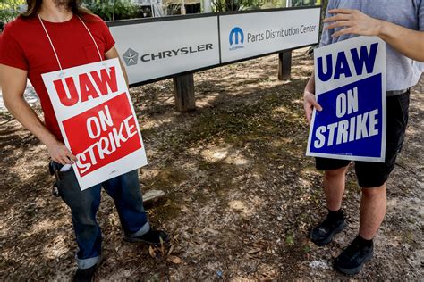 El Sindicato Uaw Se Prepara Para Ampliar Este Viernes La Huelga De La