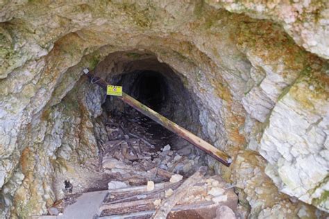 štôlňa V Markušovskej Pyramíde Dračia Stopa