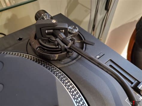 Technics Sl 1200 Mk7 Black Color Photo 4837865 Us Audio Mart