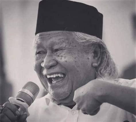 Budayawan Betawi Ridwan Saidi Tutup Usia Deras