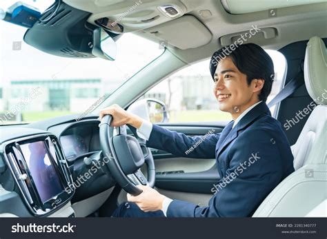 자동차 학과 58526개가 넘는 로열티 프리 라이선스 대상 스톡 사진 Shutterstock