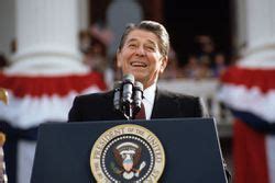 Biography Of Ronald Reagan 40th President Of The Us