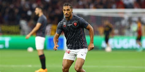 Fabrizio Romano Aston Villa Working On Two Signings Amid Loic Bade Update