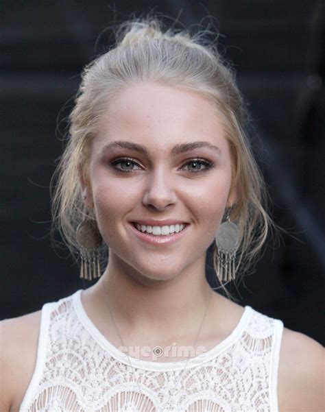 Анна София Робб 64 фото