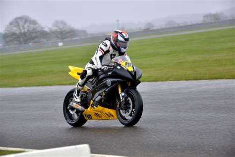 Yamaha R6 Track Bike