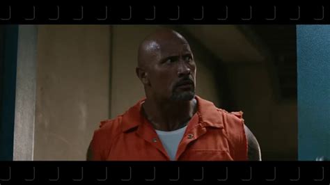 أقوى قتال السجون L ذا روك ضد جيسون ستاثام من فيلم •السرعة والغضب• 7