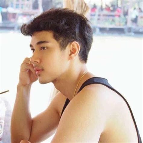 ប្រុសក្មេង លក់ ខ្លួន អោយ ជំទាវ បងៗ ស្រីៗ ម៉េម៉ាយ គ្រប់វ័យ ក្មេងៗ