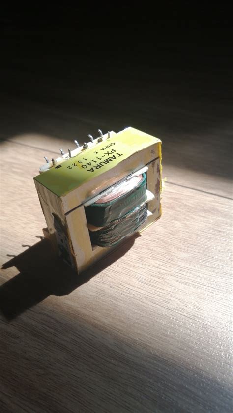 How Does This Transformer Work Relectricity