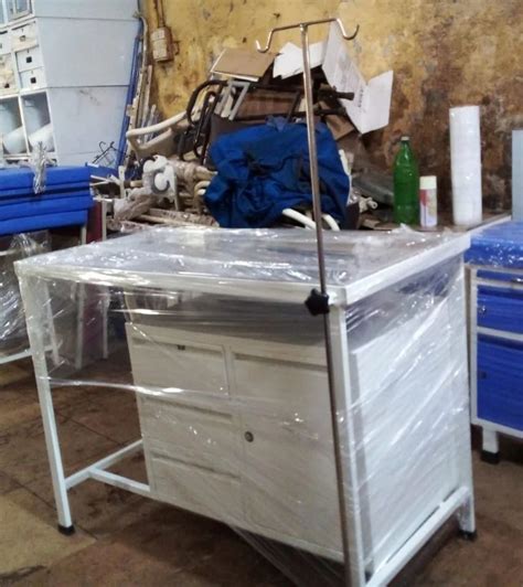 Pet Table At ₹ 12000piece In Kalyan Id 2852585200988