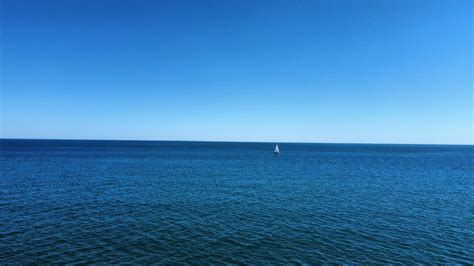 파란색과 흰색 추상 회화 · 무료 스톡 사진