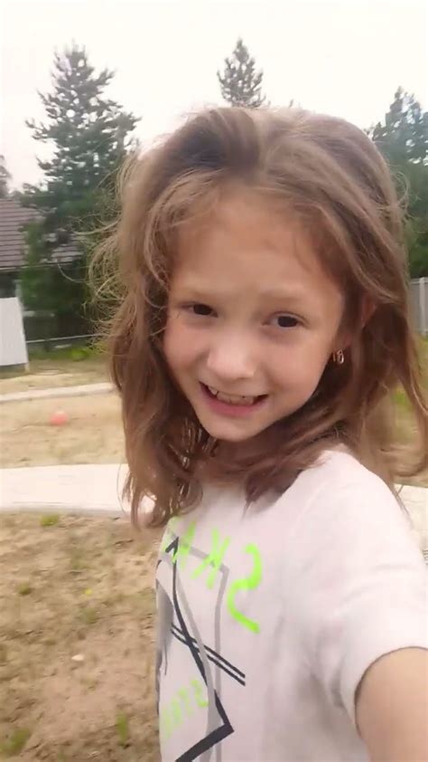 кис кис Youtube