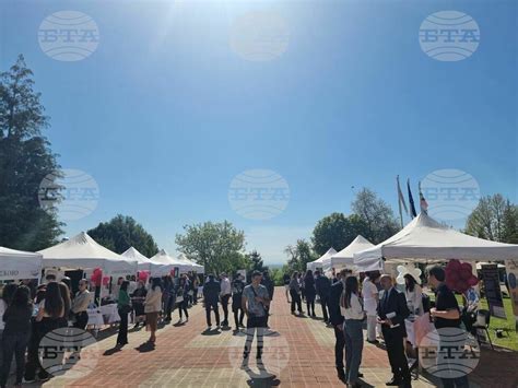 Студенти и ученици от цяла България се включиха в пролетния Фестивал на знанието в Тракийския