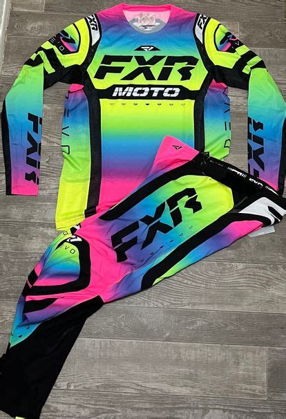 New 2023 5 Fxr Revo Pro Le Gear Set Interstellar