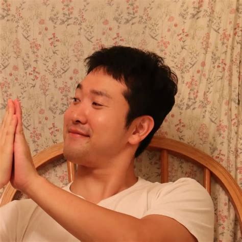 리더인 스친이 있어 리더십은 조직이나 그룹을 목표로 이끄는 능력을 의미하지 뛰어난 리더는 구성원의 역량을 최대한 끌어내고 조직이 목표를 달성할 수 있도록 방향을 제시하는