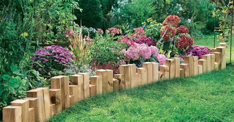 Цэцгийн мандал ногооныхоо талбайг Экстра Ургамал Төв