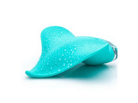 10 Best Waterproof Sex Toys For Your Summer Getaway