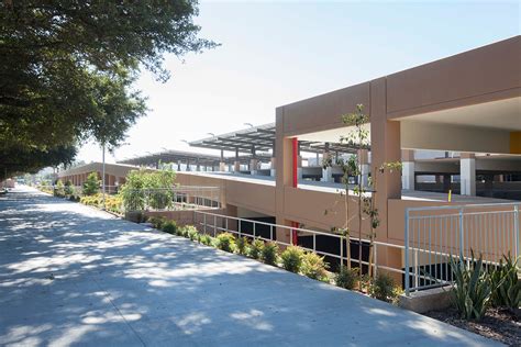 Cal Poly Pomona Parking Structure 2 Parksmart