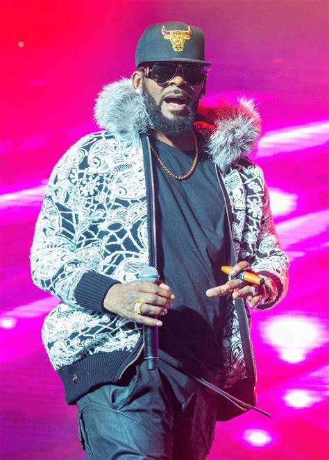 R Kelly Had Year Old Sex Slave Site Name Essence