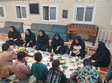 ساوجبلاغ برگزاری مراسم افطاری در مرکز شبه خانواده ولی عصر عج ولیان سازمان بهزیستی