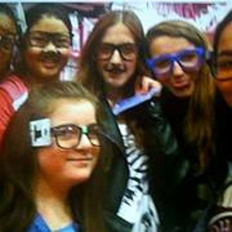 Stream Rhiannon Pomroy Music Listen To Songs Albums Playlists For