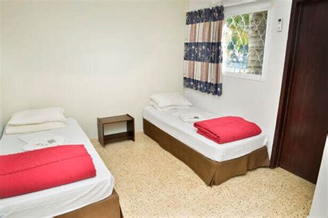 בית הארחה אכסניית נורדיה כנסים כיתות לימוד שבת חתן במושב נורדיה מקומות לאירועים