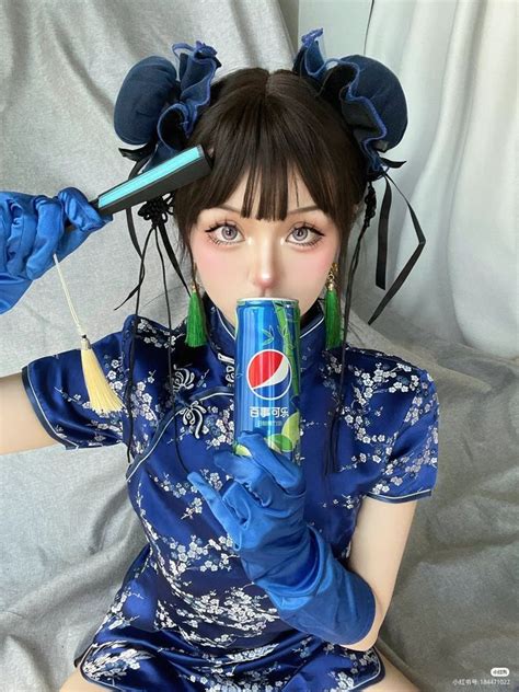 中华小厨娘cos我的手办拍照姿势分享 Punk Style Fashion