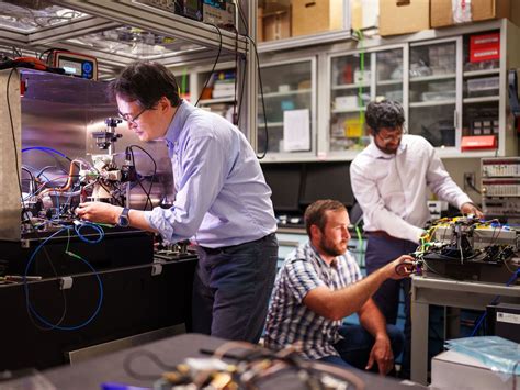 Smaller Cold Atom Interferometers Promise Gps Alternative Ieee Spectrum