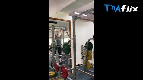 Smriti Mandhana Sexy Scene In Women Sports Person Hot