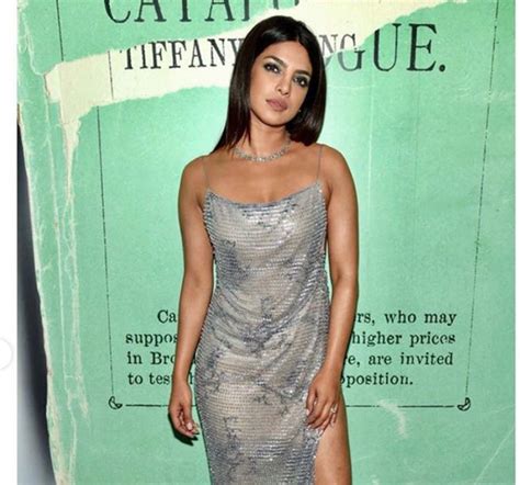 Priyanka Chopra Flashs Her Engagement Ring