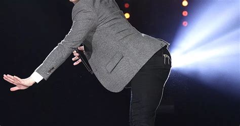 Olly Murs Avoids Sex On First Date And Regrets One Night Stands Irish Mirror Online