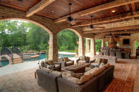 50 Stylish Covered Patio Ideas